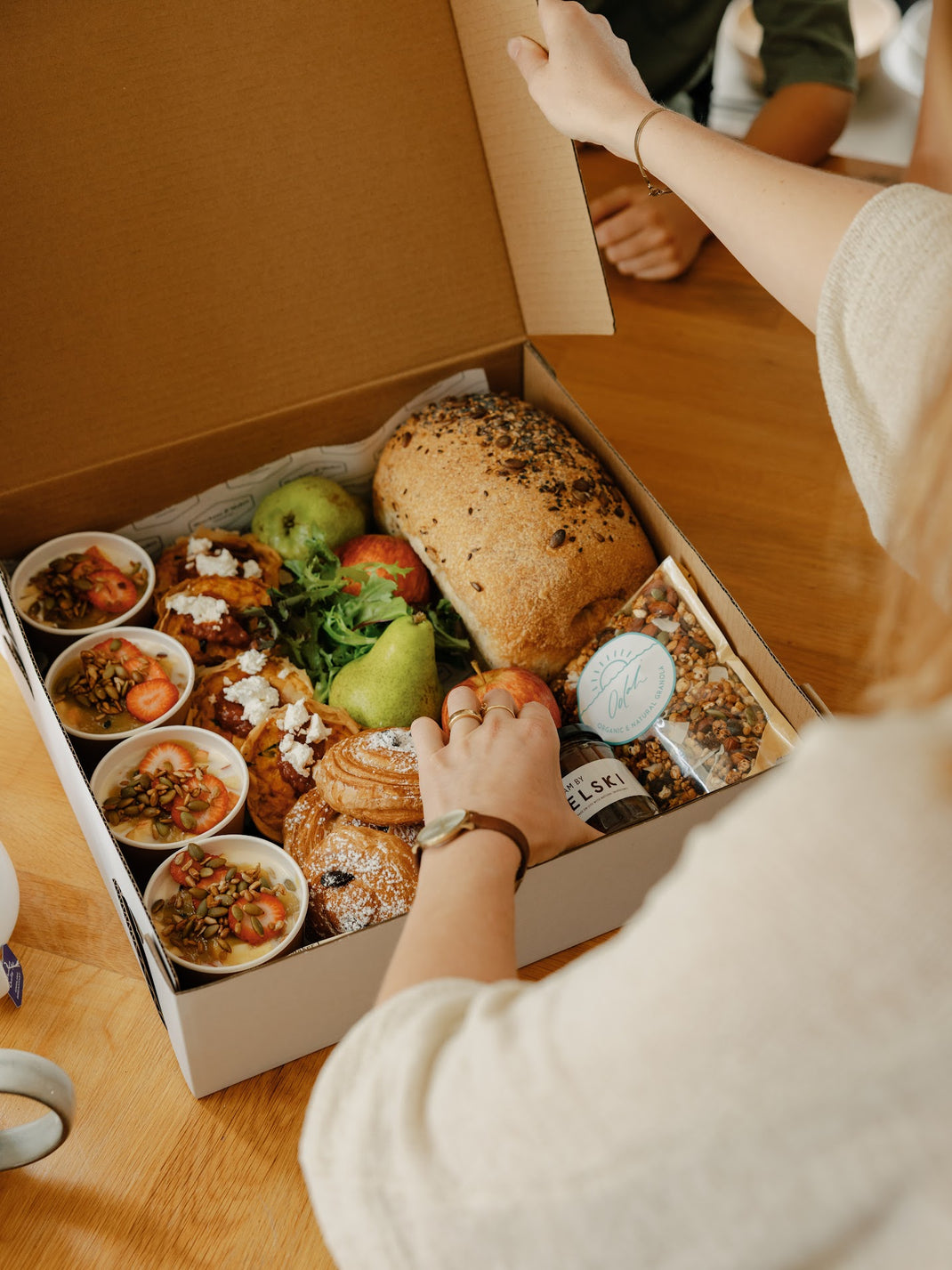 Regency Resort Breakfast & Dinner Packs – Merchant and Maker