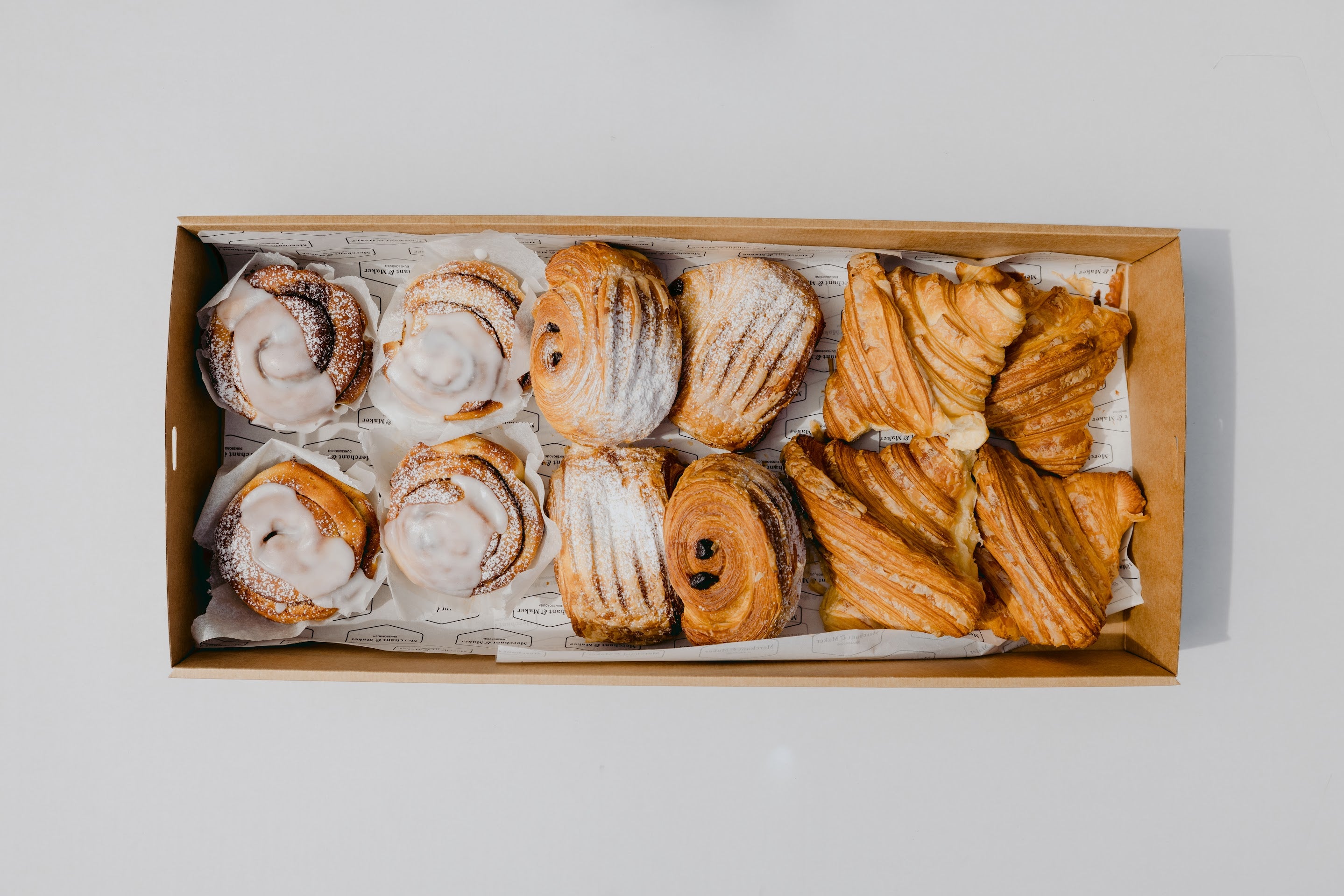 Pastry Box Large – Merchant and Maker